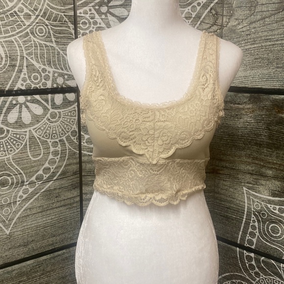 Zenana Outfitters | Intimates & Sleepwear | Zenana Bralette | Poshmark